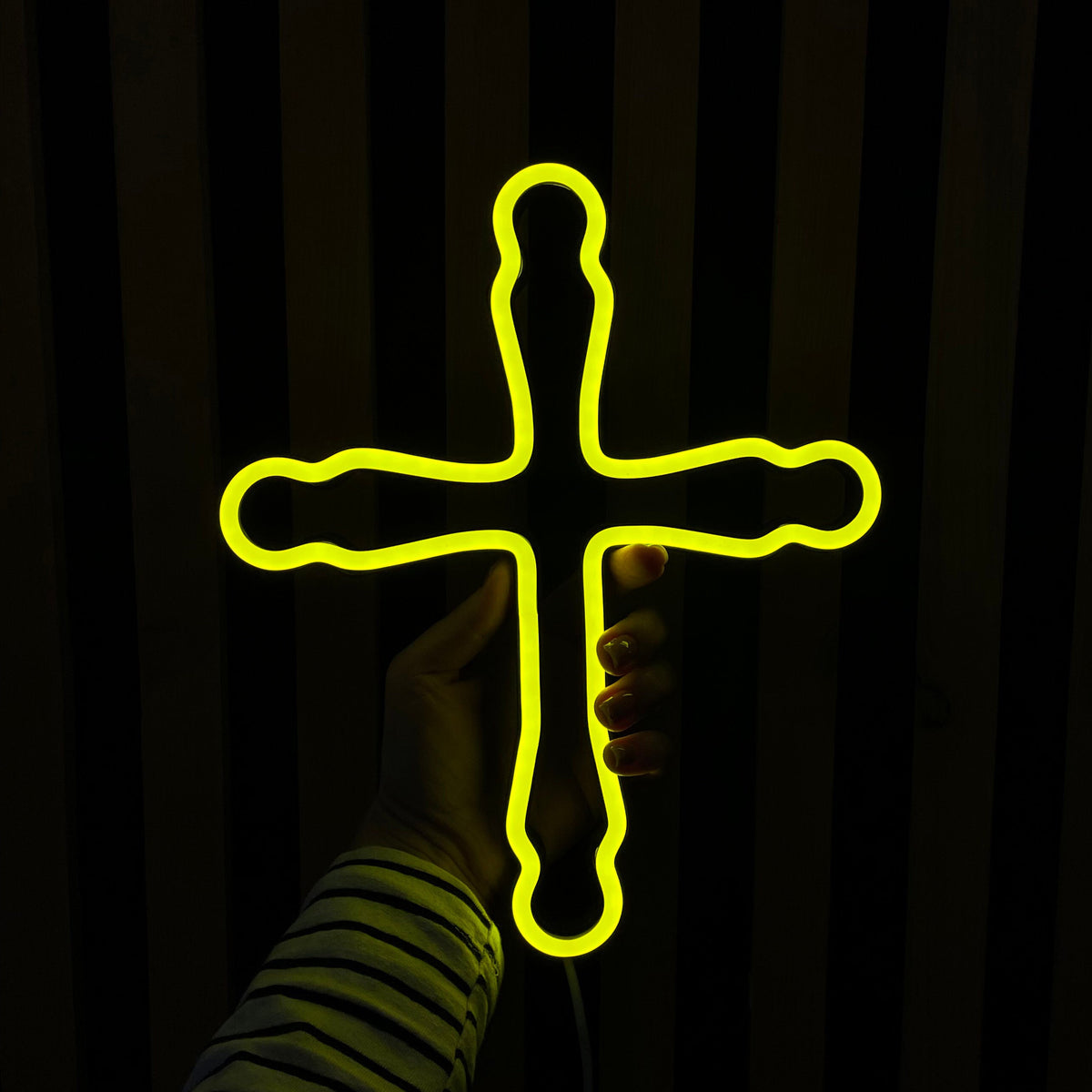 Cross Symbol religious neon sign – Neonon